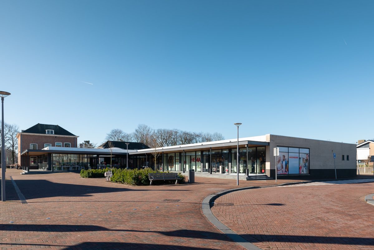 Winkelcentrum Rozenburg - Van Waning - De Rotterdamse Aannemer ...